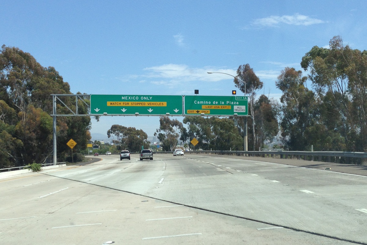 US Border with Mexico and Canada to Remain Closed Until Jan. 21 ...